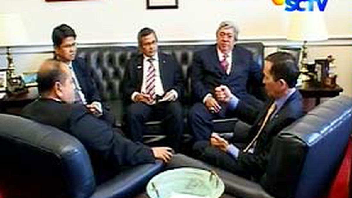 Politisi PDIP Bertemu Kandidat Presiden AS Kucinich - News Liputan6.com