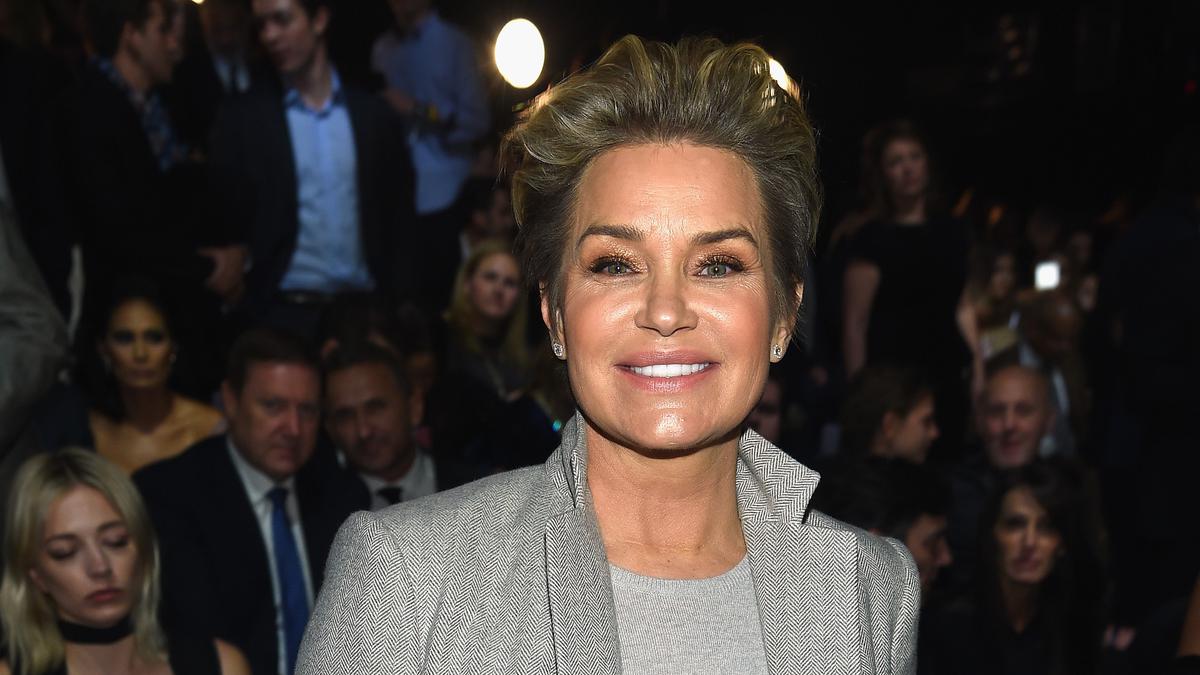 Penampilan Perdana Yolanda Foster Setelah Pisah dari David Foster