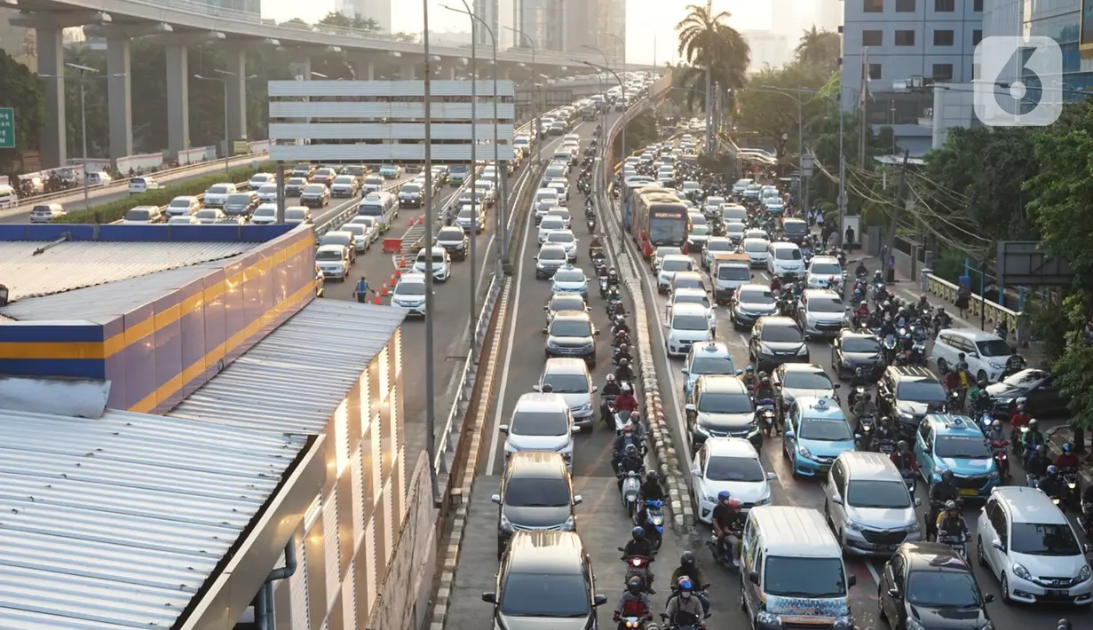 FOTO: Kemacetan Ibu Kota yang Kembali "Normal" - Foto Liputan6.com