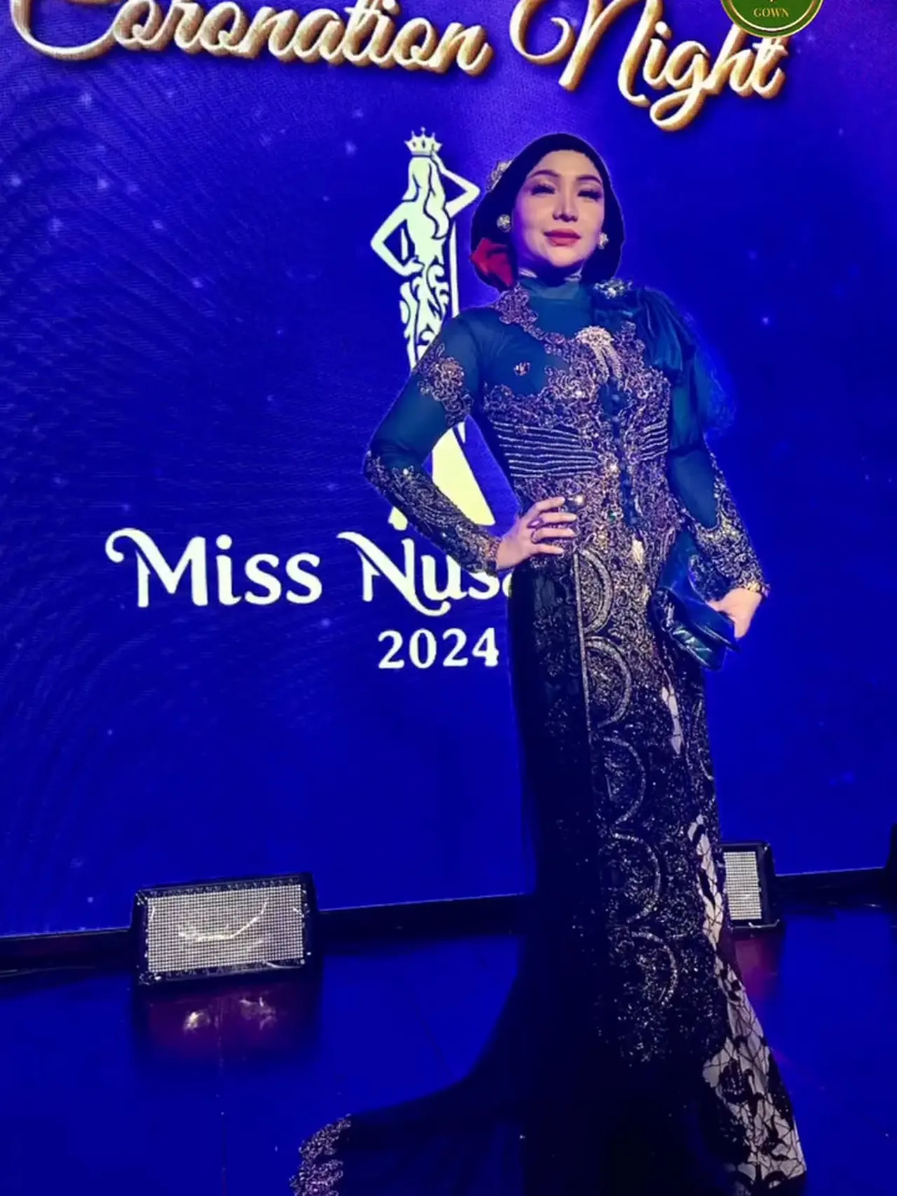 6 Potret Roro Fitria Tampil Menawan Pakai Kebaya Hijau Menyala Hadiri ...