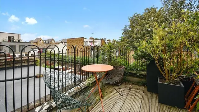 Lebarnya Cuma 1,6 Meter, Ini 7 Potret Rumah Tersempit di London - Hot ...