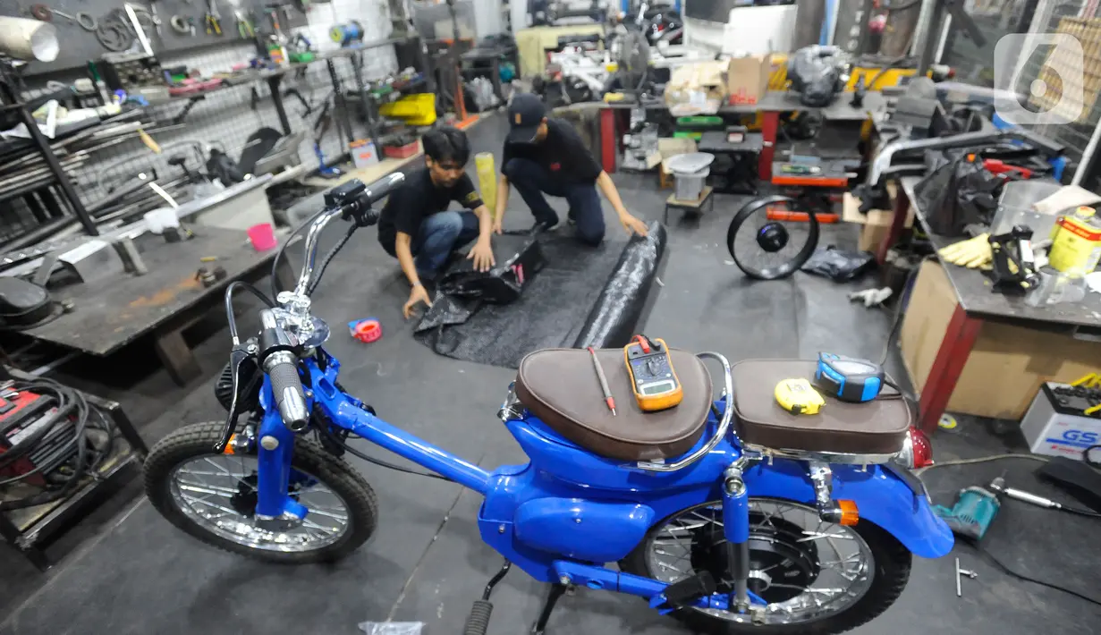 Rencana Subsidi Rp 6,5 Juta untuk Konversi Motor Listrik - Foto ...