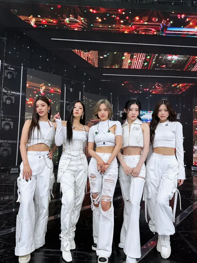 Transformasi Gaya ITZY yang Sekarang Disebut Berubah Drastis - Lifestyle Liputan6.com