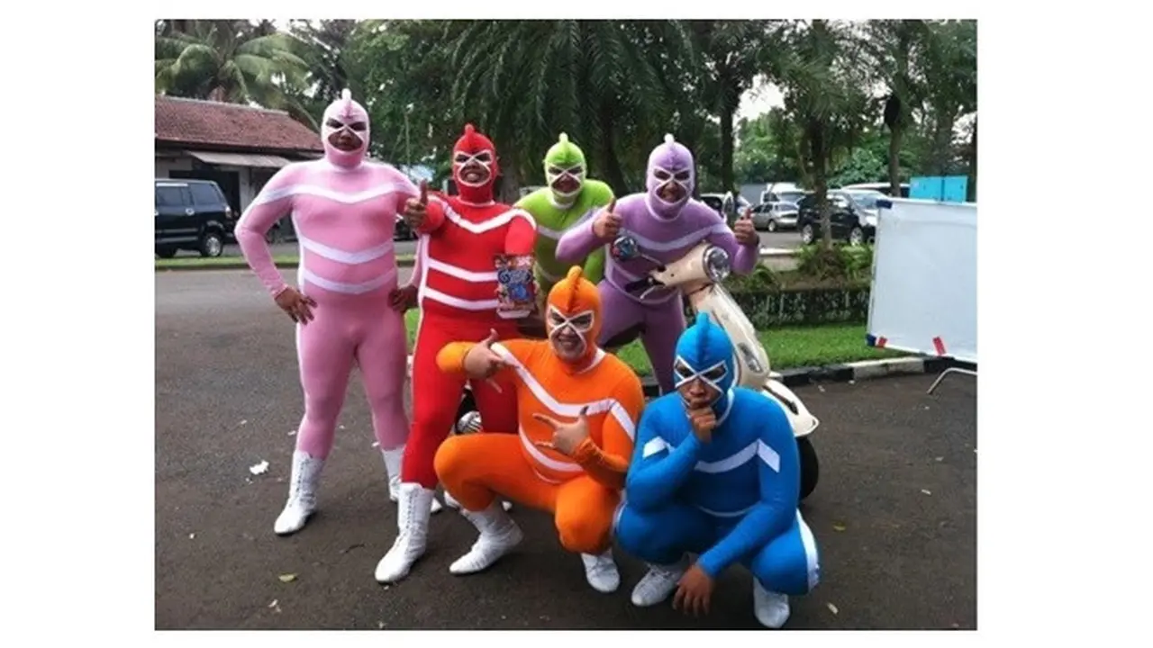 6 Potret Kocak Saat Cosplay Power Ranger ini Bikin Tepuk Jidat - Hot ...