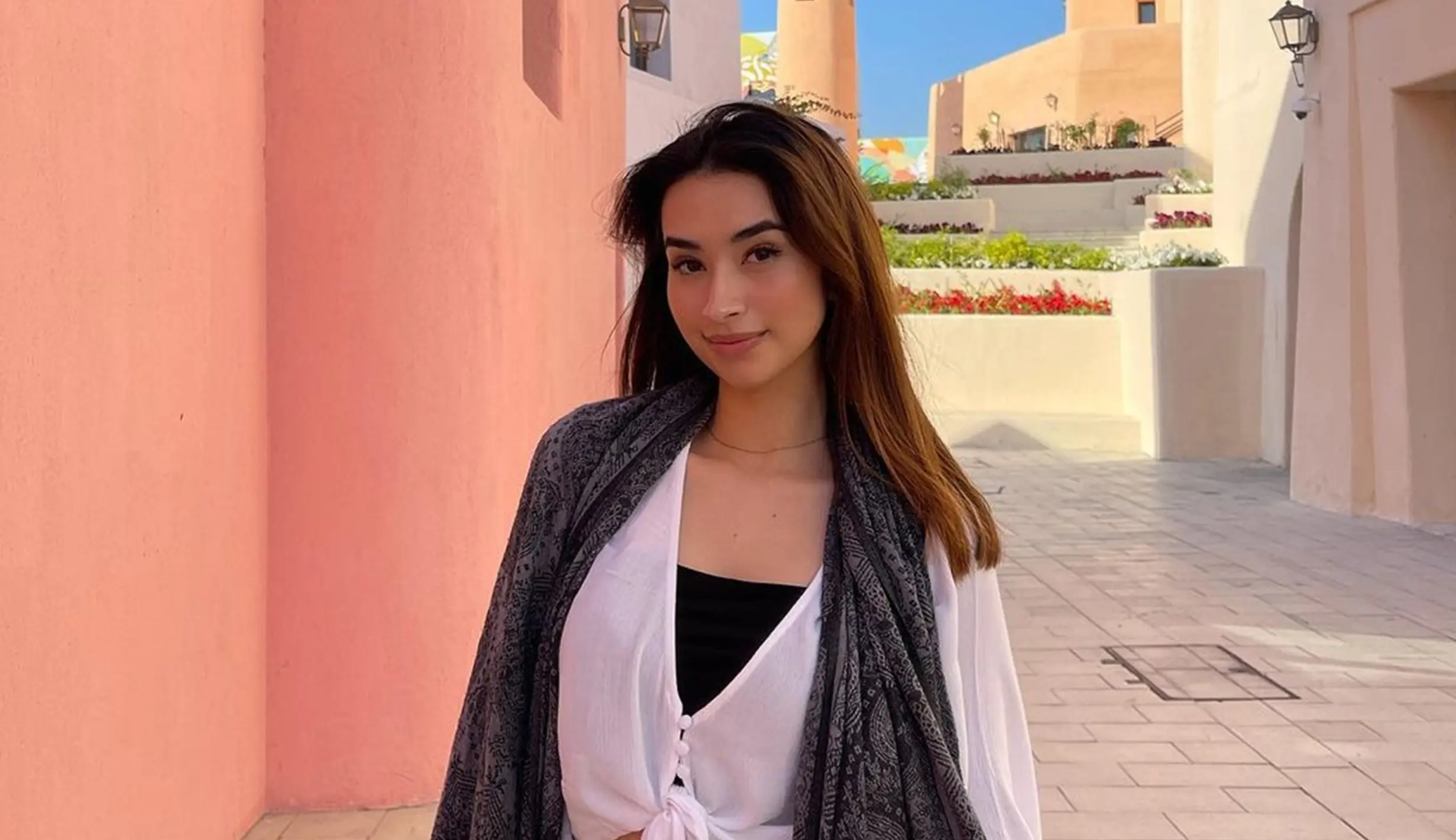 Potret Nadia Raisya di Qatar, Mantan Abidzar Kini Diisukan Pacaran ...