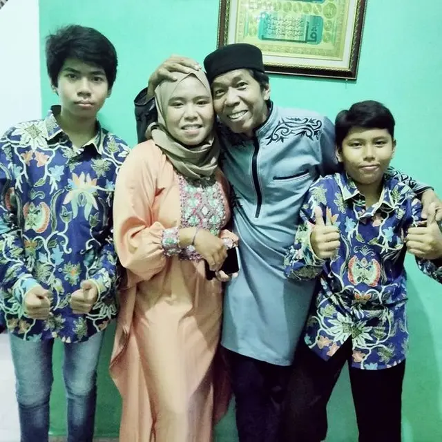 7 Potret Nanda Putra Kiwil yang Jadi Driver Ojol Demi Sambung Hidup - Hot Liputan6.com