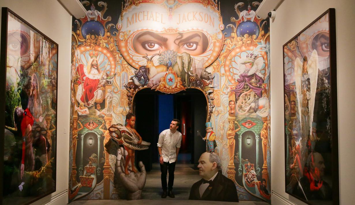 FOTO: Sambut Ultah ke-60, Pameran Michael Jackson Digelar di London ...
