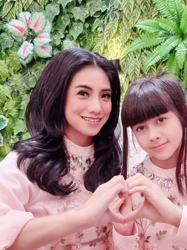 Elif Kayla Peerk, Putri Cantik Siti KDI yang Punya Darah Turki dan Mahir 3 Bahasa - Citizen6 ...