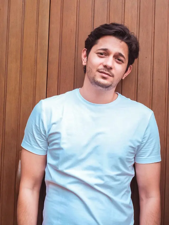 Selamat, Aktor Andrew Andika Dikaruniai Anak Laki-laki - ShowBiz ...