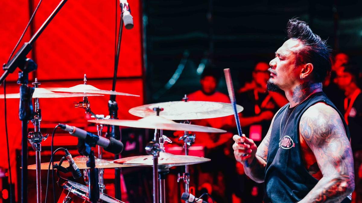 Jerinx SID Kembali Hadir di Konser Superman Is Dead Setelah Absen Demi ...