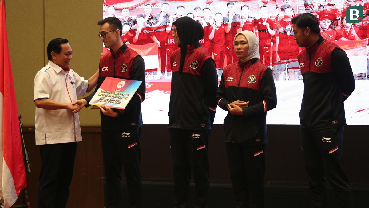 Foto: Hattrick Juara Umum, Timnas Bola Voli SEA Games 2023 Diguyur Bonus dalam Acara Penyambutan ...