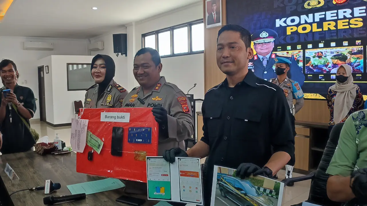 Wanita Penipu Ratusan Mahasiswa IPB hingga Terjerat Pinjol Ditetapkan Tersangka - News Liputan6.com