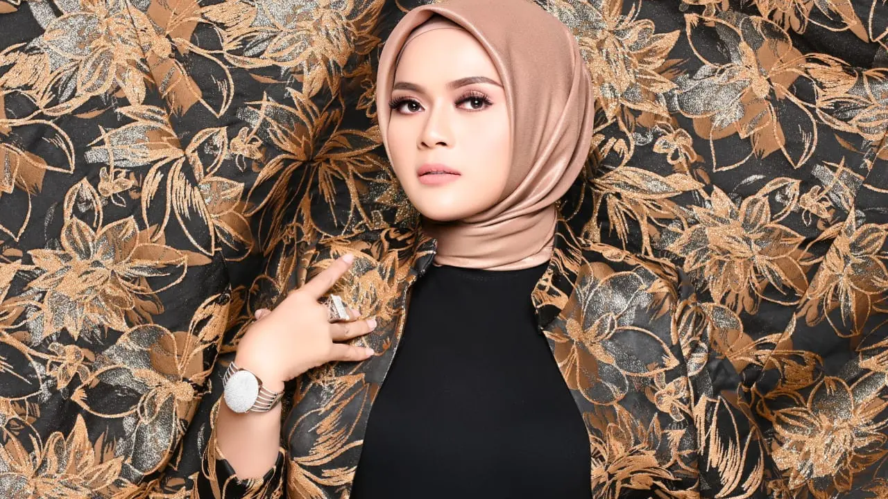 Alasan Penyanyi Neng Dessy Jajal Nyaleg Mewakili Bojonegoro dan Tuban: Ingin Dengar Aspirasi ...