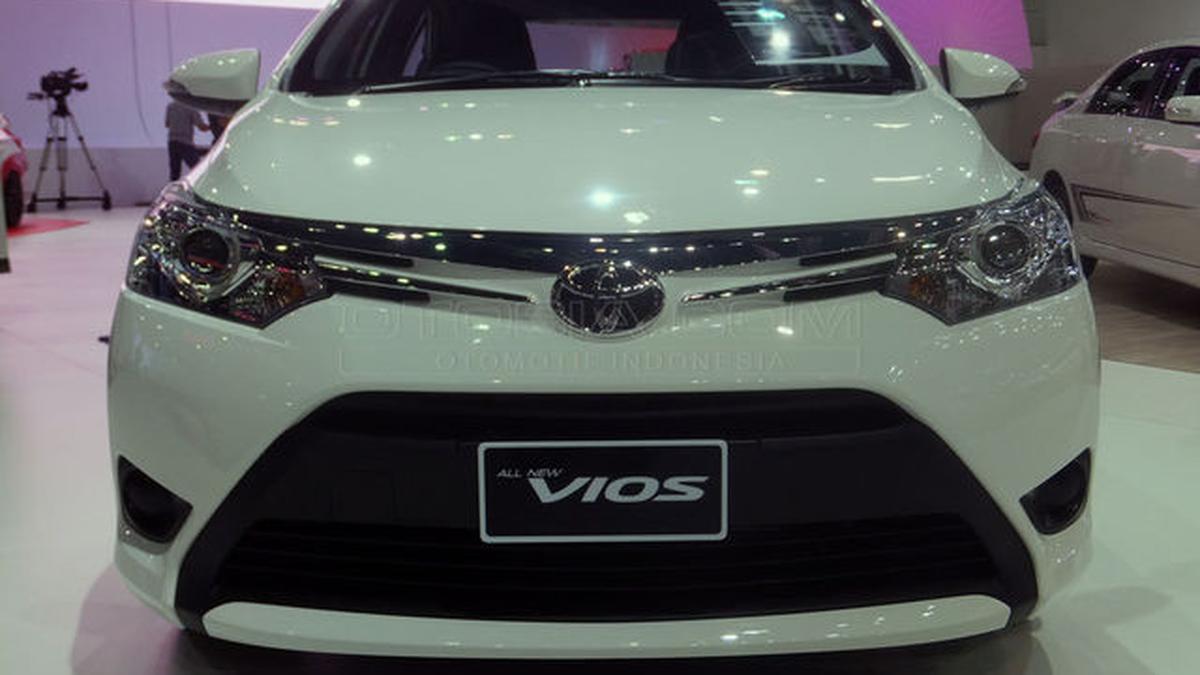 Tampilan Baru Vios Lebih Sporty dan Elegan - Galeri Otosia.com