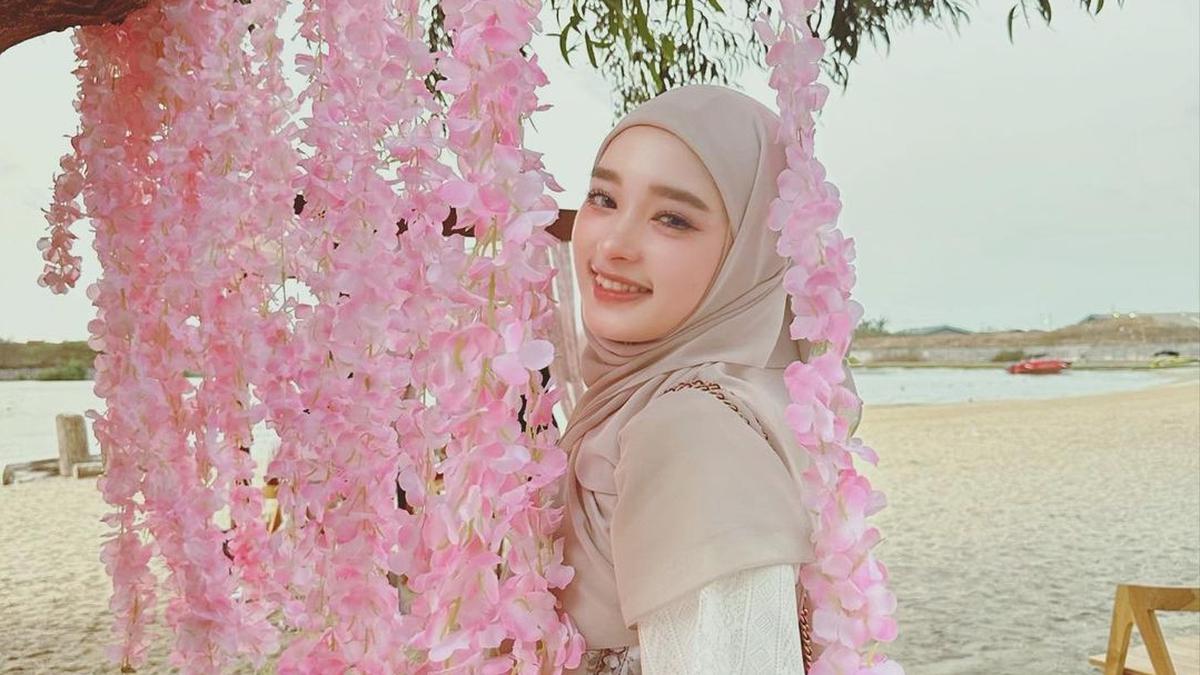 Inara Rusli Ngamuk Netizen Nyindir Status Janda dan Muka Dua, Gara-Gara ...