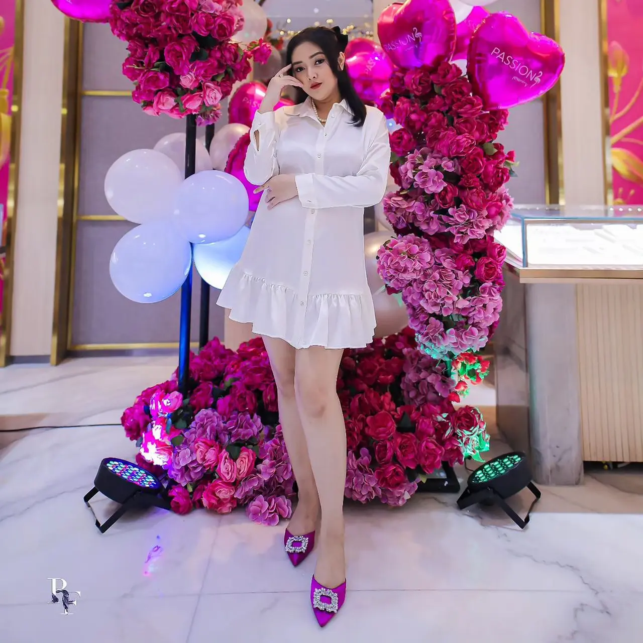 Mengenal Suci Winata, Istri Ke-4 Ari Sigit yang Usianya 21 Tahun Lebih ...