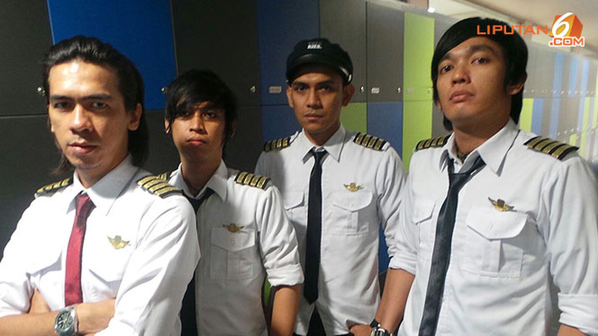 Pilotz Tiba, Acara Sudah Bubar - ShowBiz Liputan6.com