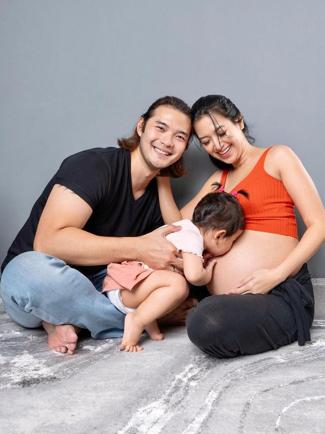 6 Potret Baby Bump Sylvia Fully Hamil Anak Ketiga, Istri Kevin Andrean ...