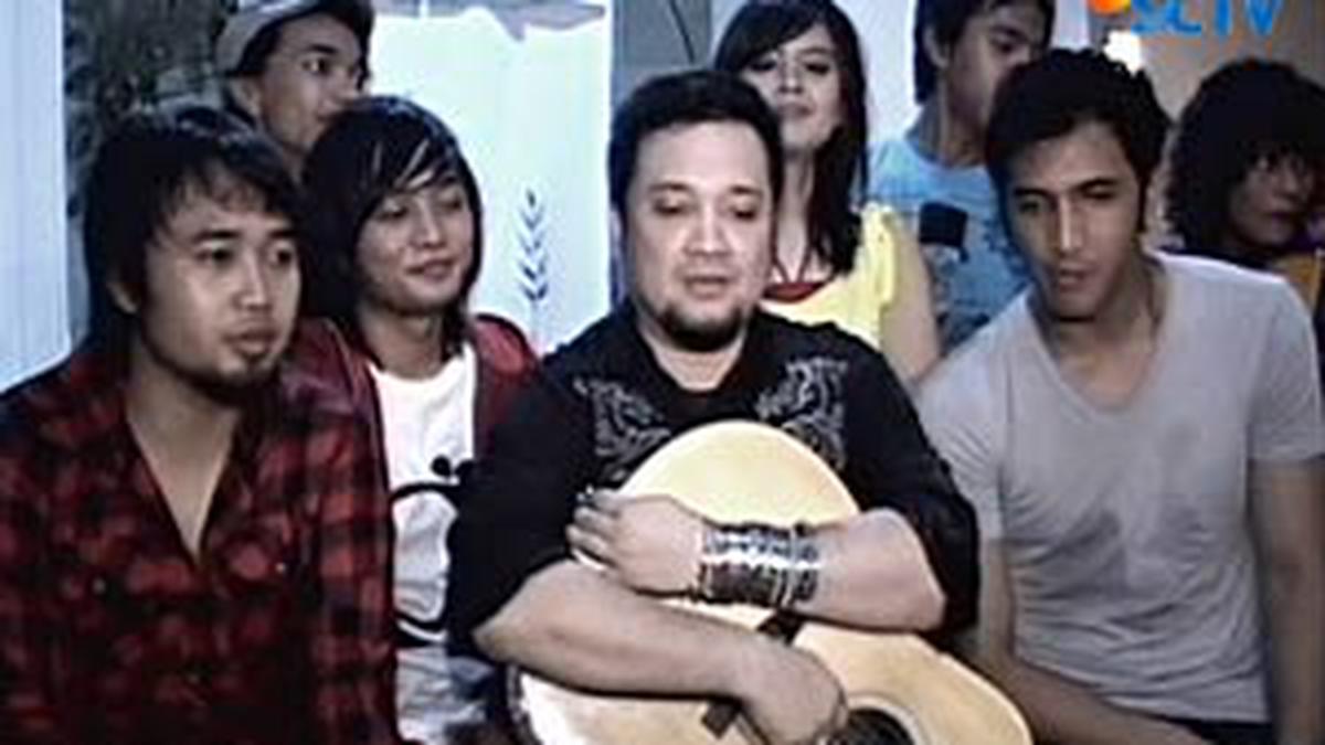 Baron N'Soulmate Kolaborasi dengan Hello Band - ShowBiz Liputan6.com