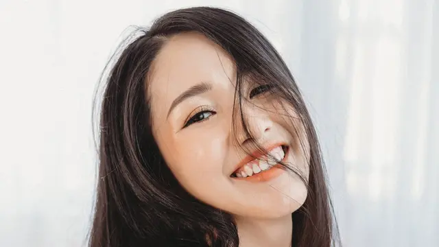 5 Zodiak Penuh Semangat Penebar Keceriaan di Lingkungan Sekitarnya - Lifestyle Fimela.com