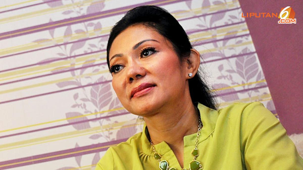 Thari Gayatri, Langsing dan Seksi di Usia 40-an, Rahasianya Apa ...