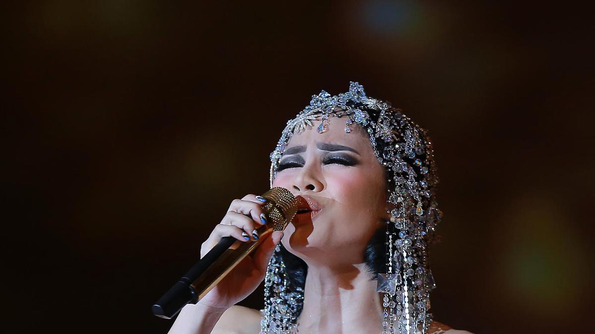 Sukses! Andien Tampil Memukau di Konser Tunggal Perdananya