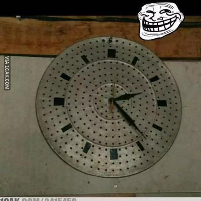 6 Potret Jarum Jam Dinding Kocak Ini Bikin Bingung, Harus Teliti Ketika ...