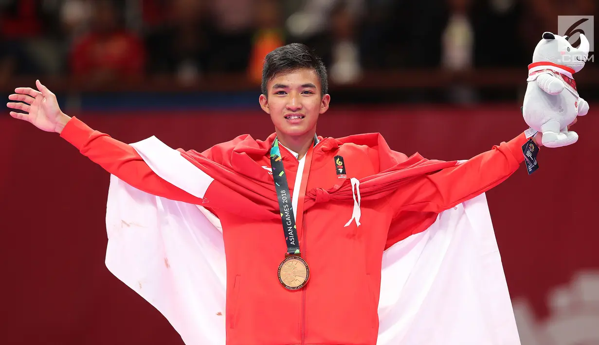 FOTO: Karateka Putra Indonesia Rifki Ardiansyah Sumbang Emas ke-11 ...