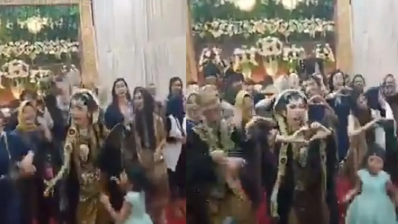 Kocak, Pengantin Wanita Ini Nyanyi 'Heavy Rotation' di Resepsi ...