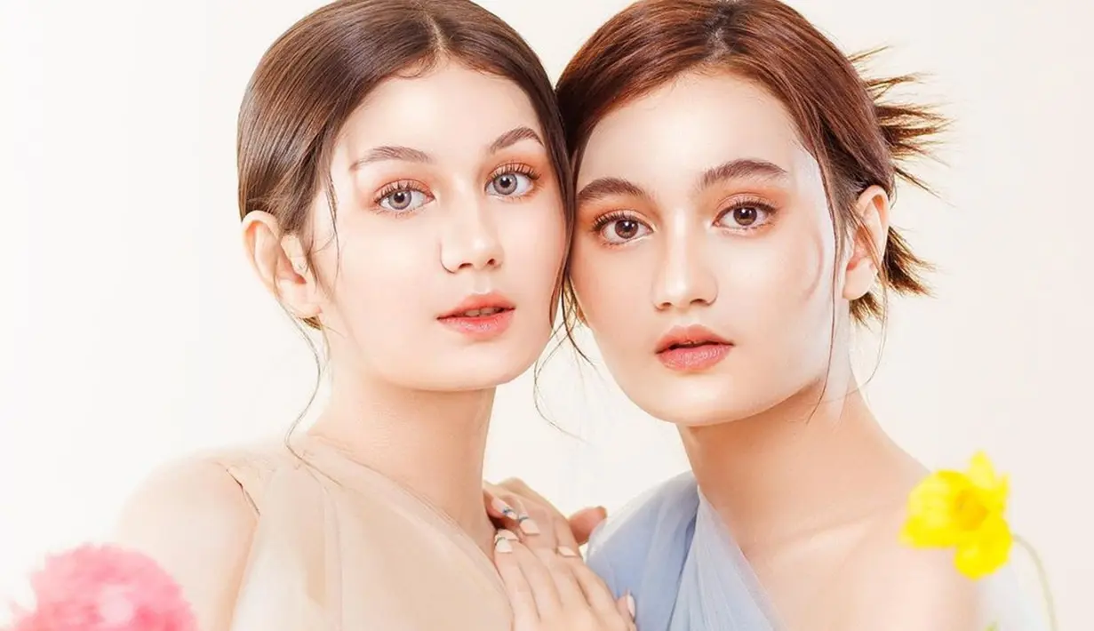 Gaya Pemotretan Zoe Abbas Jackson dan Laura Jackson, Kakak Beradik ...