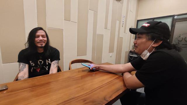 Ovy /rif dari Animator di Pindad Sampai Tribute to Bon Jovi - ShowBiz ...