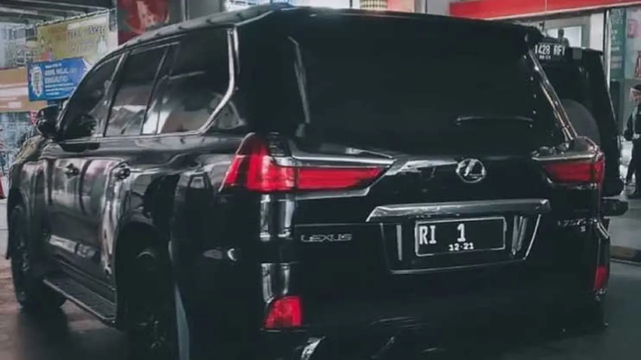Mobil-Mobil Berkelas yang Digunakan Pejabat Indonesia