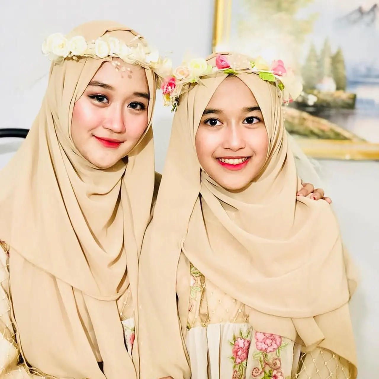 6 Potret Kamila Asy Syifa Istri Gus Zizan dan Sang Kakak, Sama-sama Menikah Muda - Hot Liputan6.com