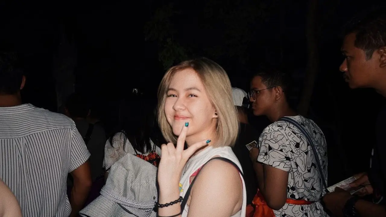 6 Potret Hasya Kyla dengan Rambut Blonde, Tampil Beda - Hot Liputan6.com