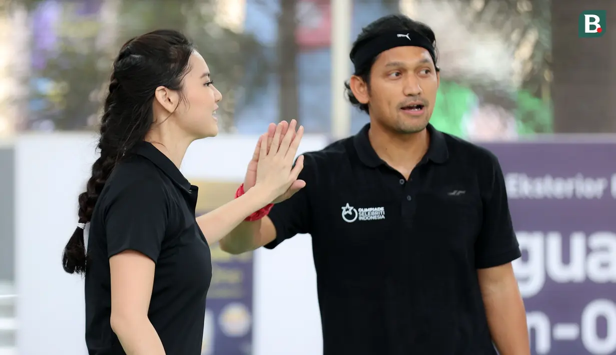 Foto: Gaya Imut Gege Elisa saat Main Tenis di Turnamen Olahraga ...