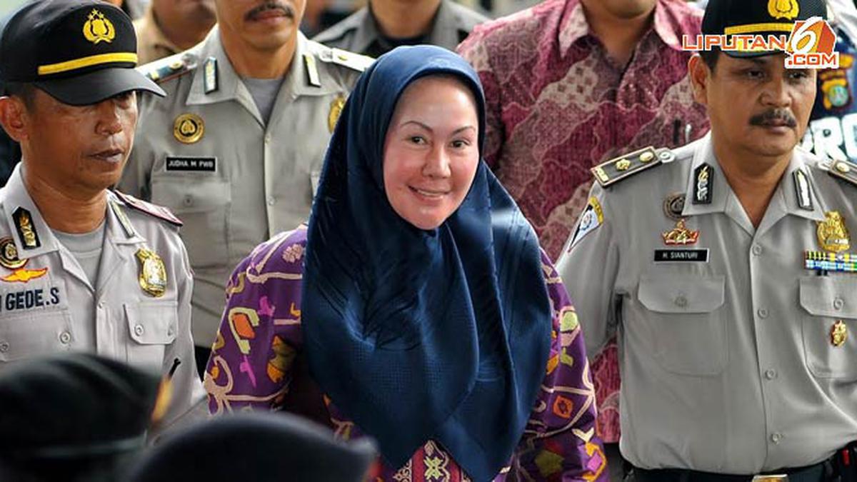 [VIDEO] Ratu Atut, Ratu Banten Bergelimang Harta - News Liputan6.com