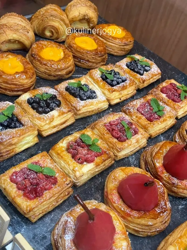 Viral Toko Roti Hits di Yogyakarta Dituding Jiplak Bakery Australia ...