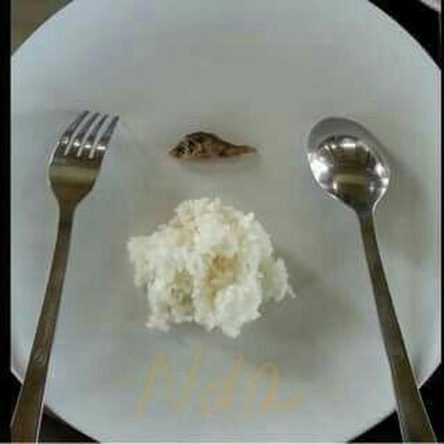 6 Potret Makanan Porsi Sedikit Ini Bikin Senyum Tipis, Jauh dari ...