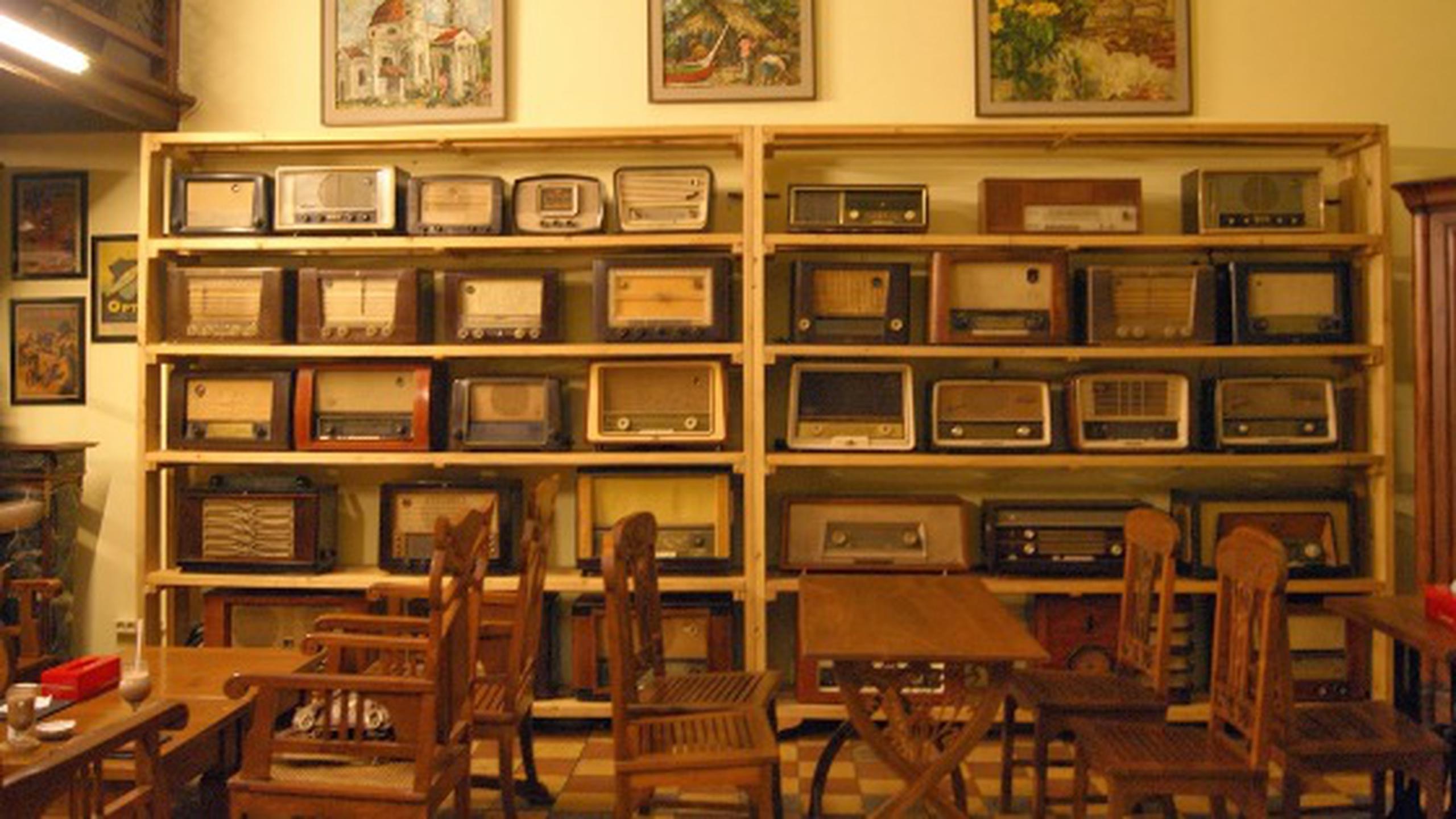 Noeri's Cafe, Kafe Unik Bernuansa Tempo Dulu