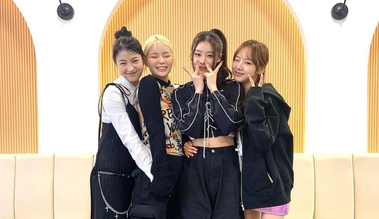 Lagunya Viral di TikTok, Ini Potret Kompak Member Fifty Fifty yang ...