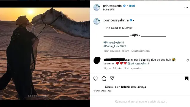 Syahrini Pose Ingin Cium Mukhlaf, Ini 6 Momen Sang Penyanyi Bonceng Reino Barack Naik Unta di ...