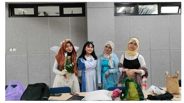 8 Potret Cosplay Dosen dan Mahasiswa ITB saat Ujian Ini Viral ...