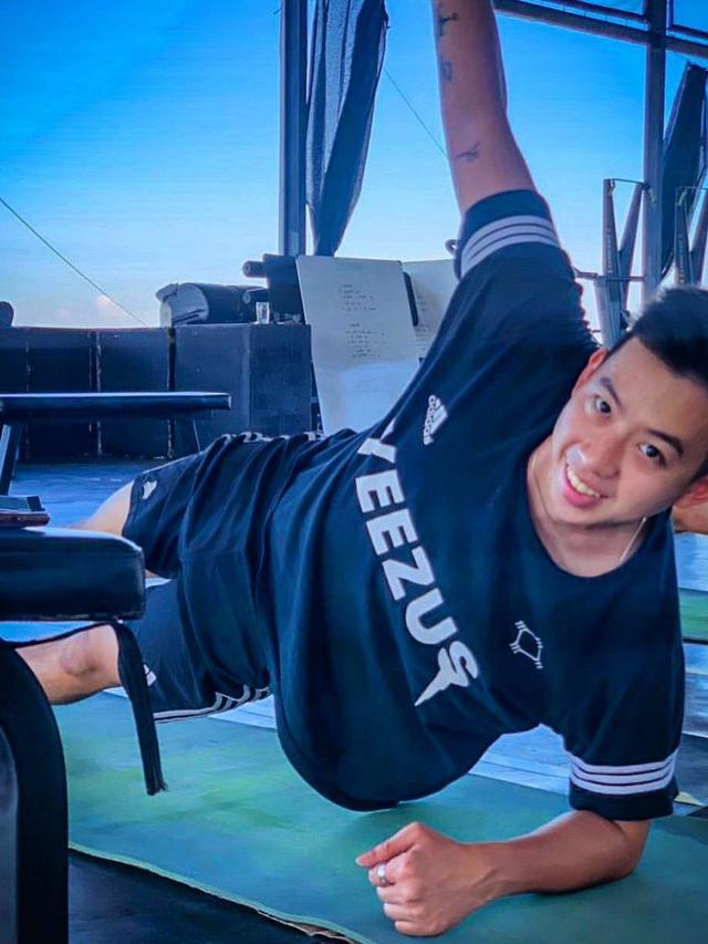 Selebgram Kevin Winsonata Buka Kartu Makna Syukur di Balik Traveling ...