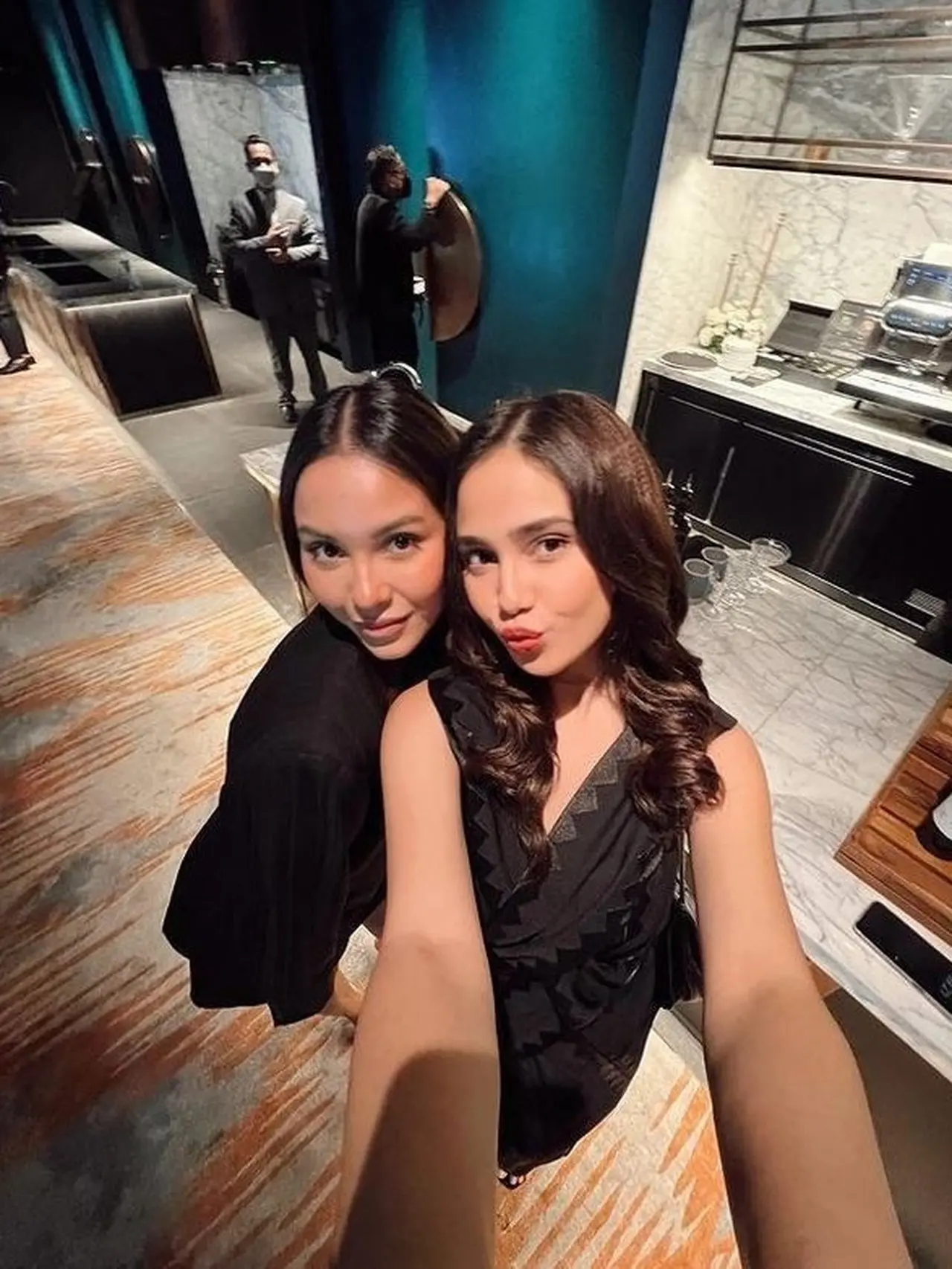 7 Potret Kedekatan Syifa Hadju dengan Alyssa Daguise dan Tissa Biani, Akrab Banget - Hot ...