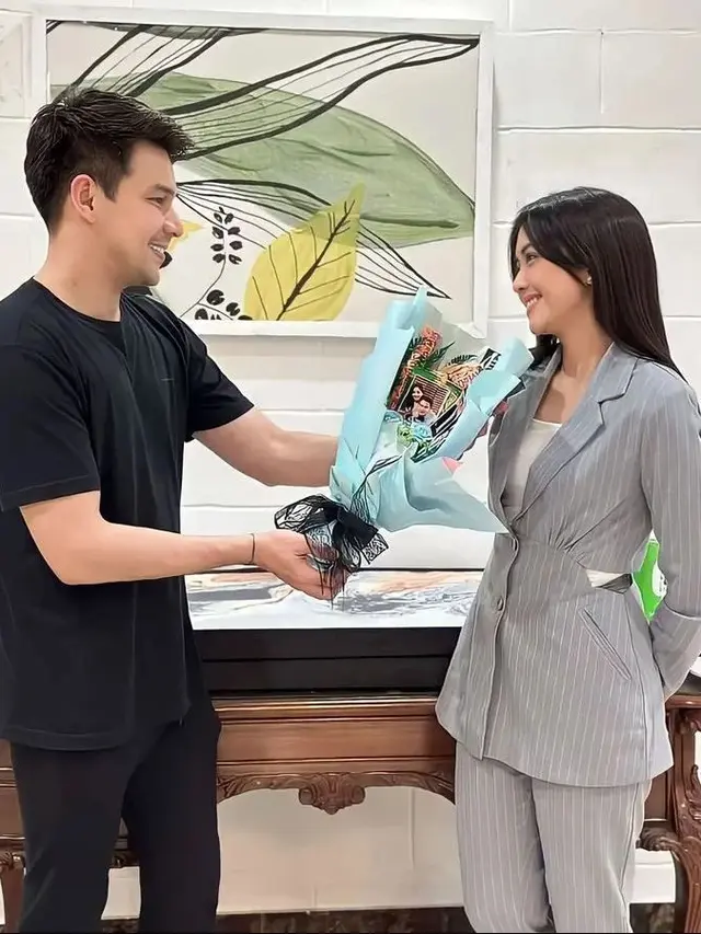 Jonathan Frizzy Akui Punya Hubungan Spesial dengan Ririn Dwi Ariyanti ...