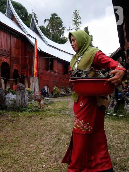 Pesona Desa Wisata Kampuang Minang Nagari Sumpu di Tanah Datar - Foto ...