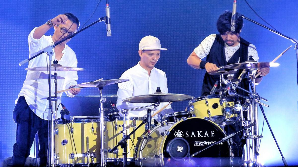 Gusti Hendy, Drummer GIGI Paling Agresif - Entertainment Fimela.com