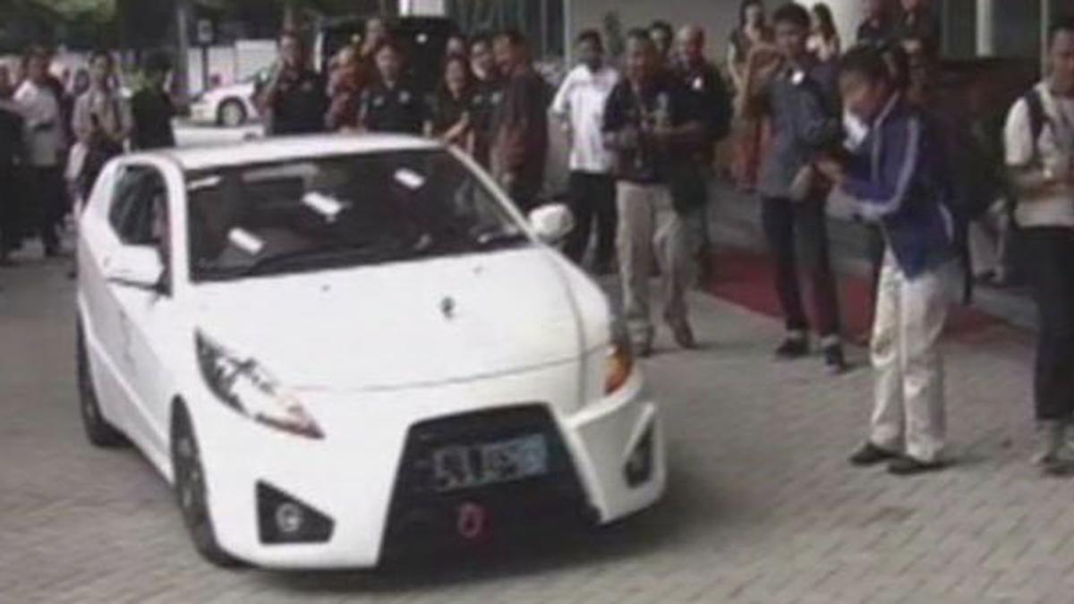 Mobil Listrik Kebanggaan ITS - Video Liputan6.com