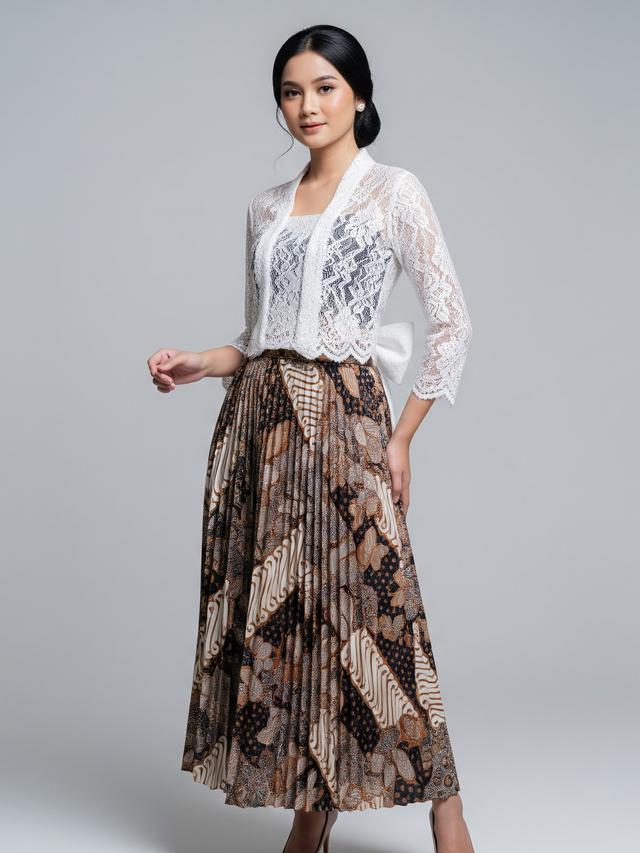 7 Model Atasan Brokat Semi Kebaya Bawahan Rok Batik Plisket Kekinian ...