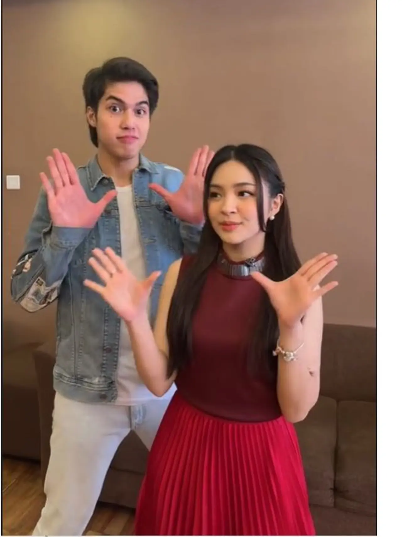 Heboh El Rumi Rangkul Eca Aura saat Nonton Konser Bruno Mars di Thailand, Netizen Waswas Soal ...